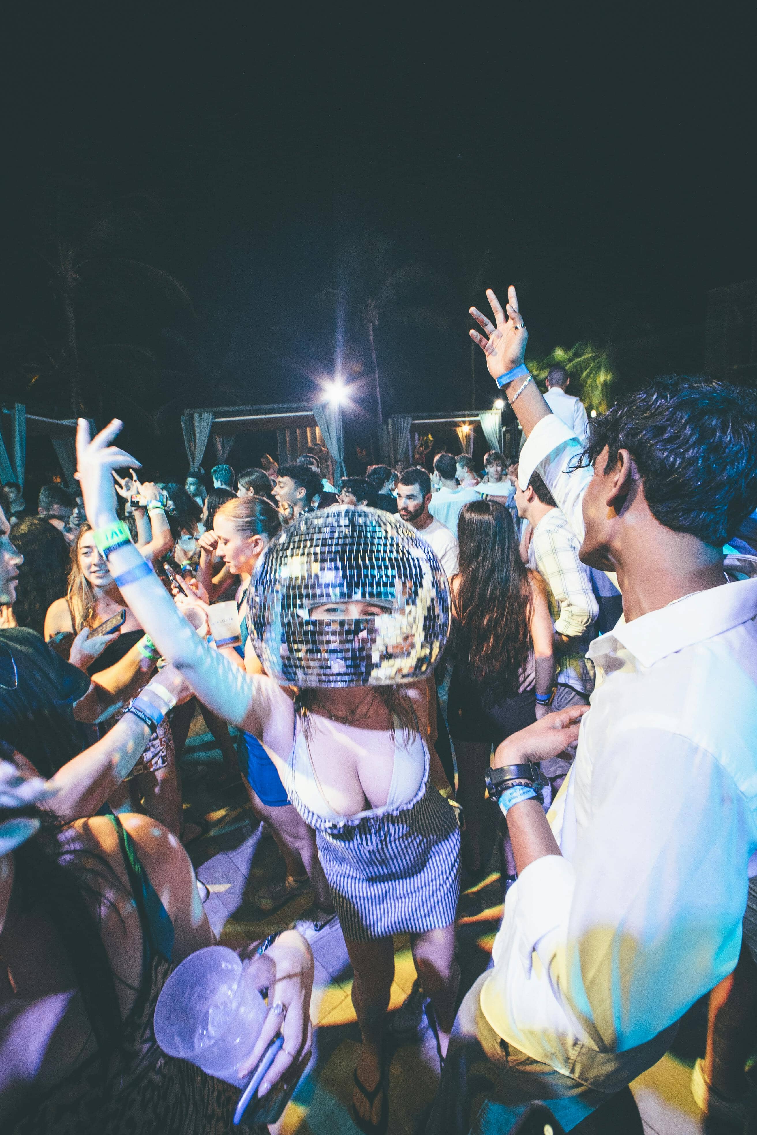 How to Make Friends and Connect with Others at Festivals - Electro Threads