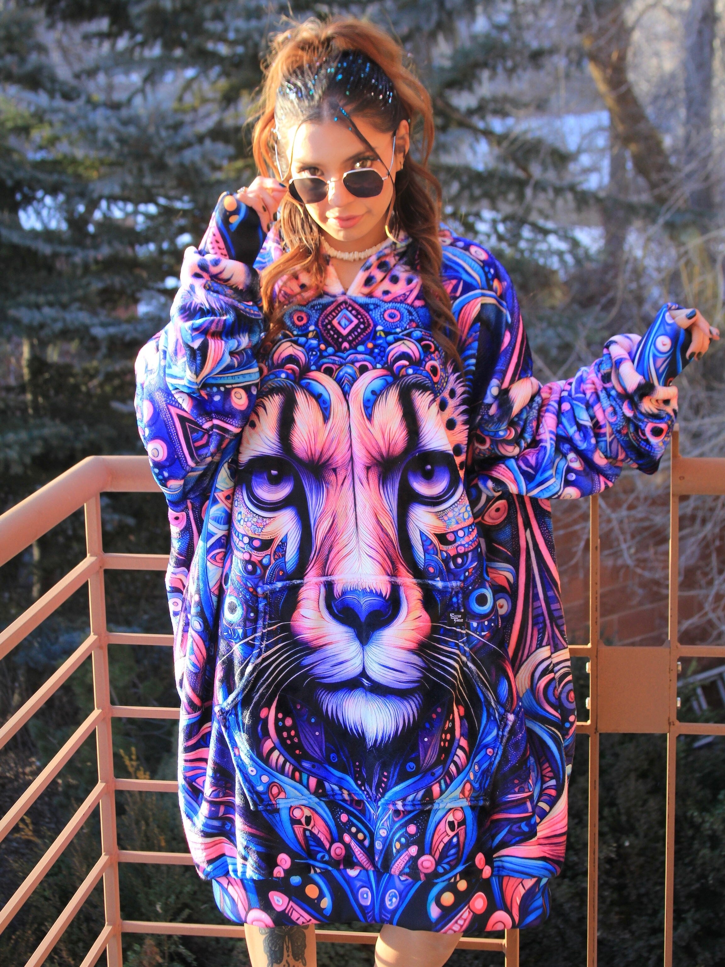 The Hoodini - Electro Threads