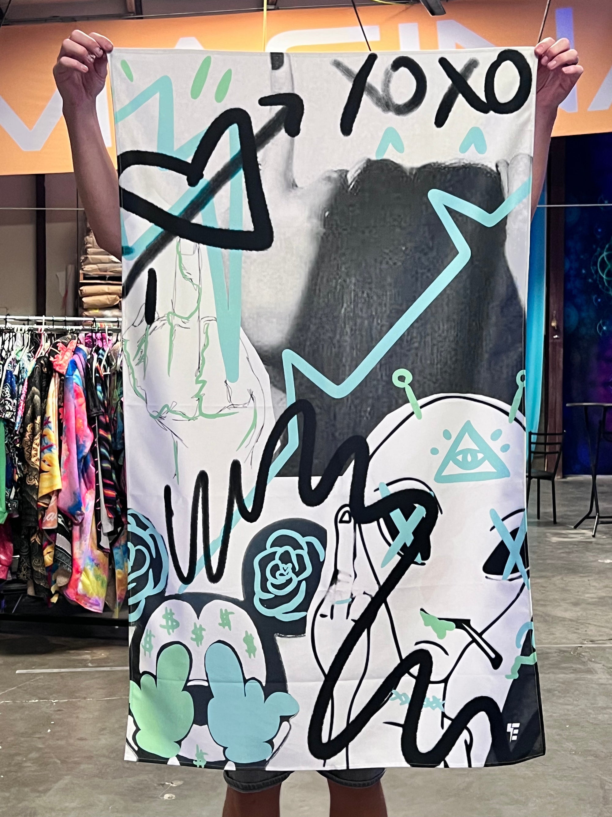 Trippy Tapestries: Vivid, Colorful & Unique | ElectroThreads - Electro ...